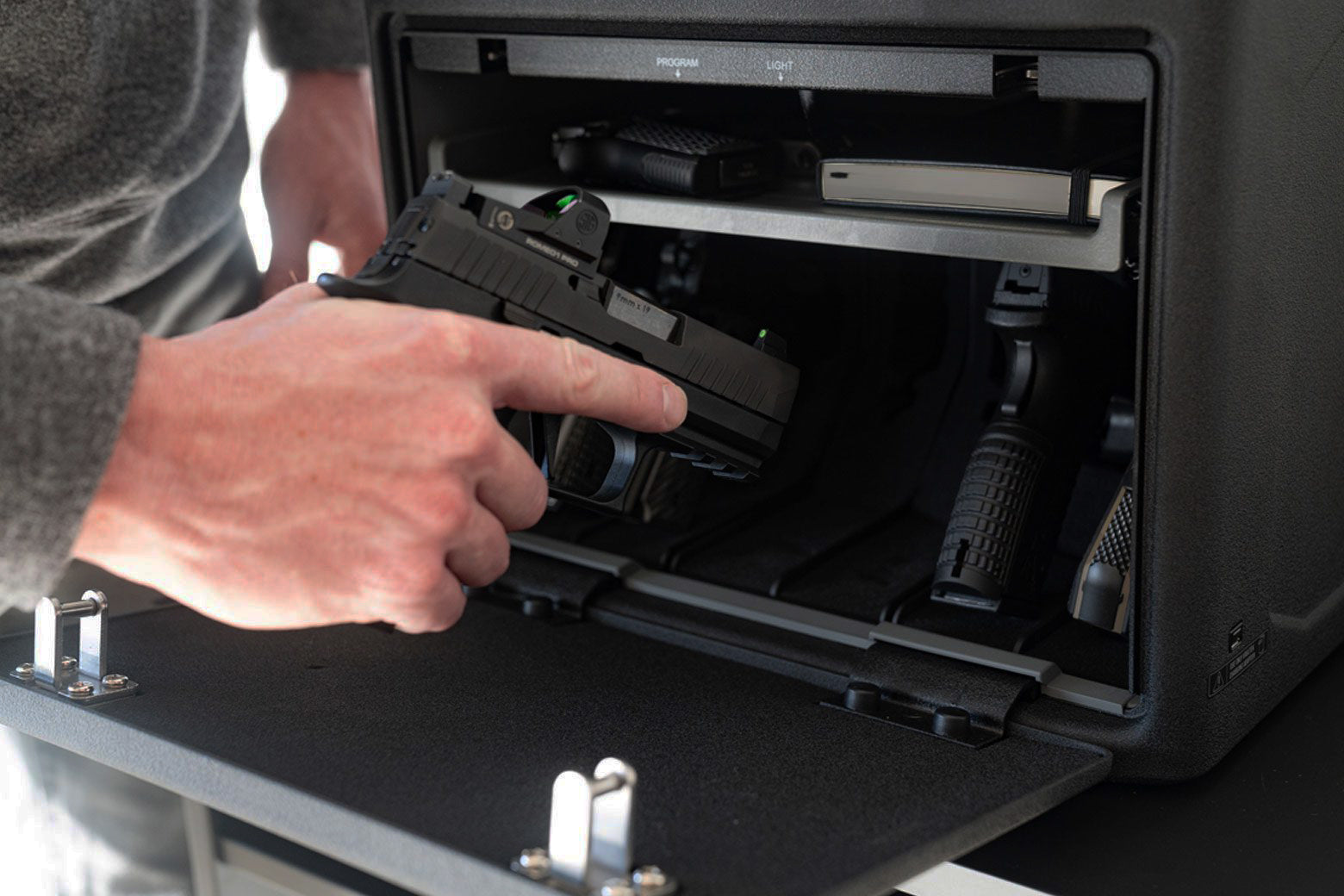 Biometric Gun Safes, Travel Cases, WiFi Safes - Vaultek Safe